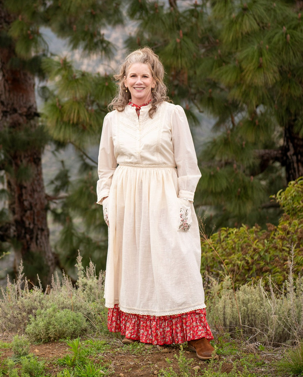 Limited-Edition '50 Years of Loving Laura' Half Pinnie – Modern Prairie